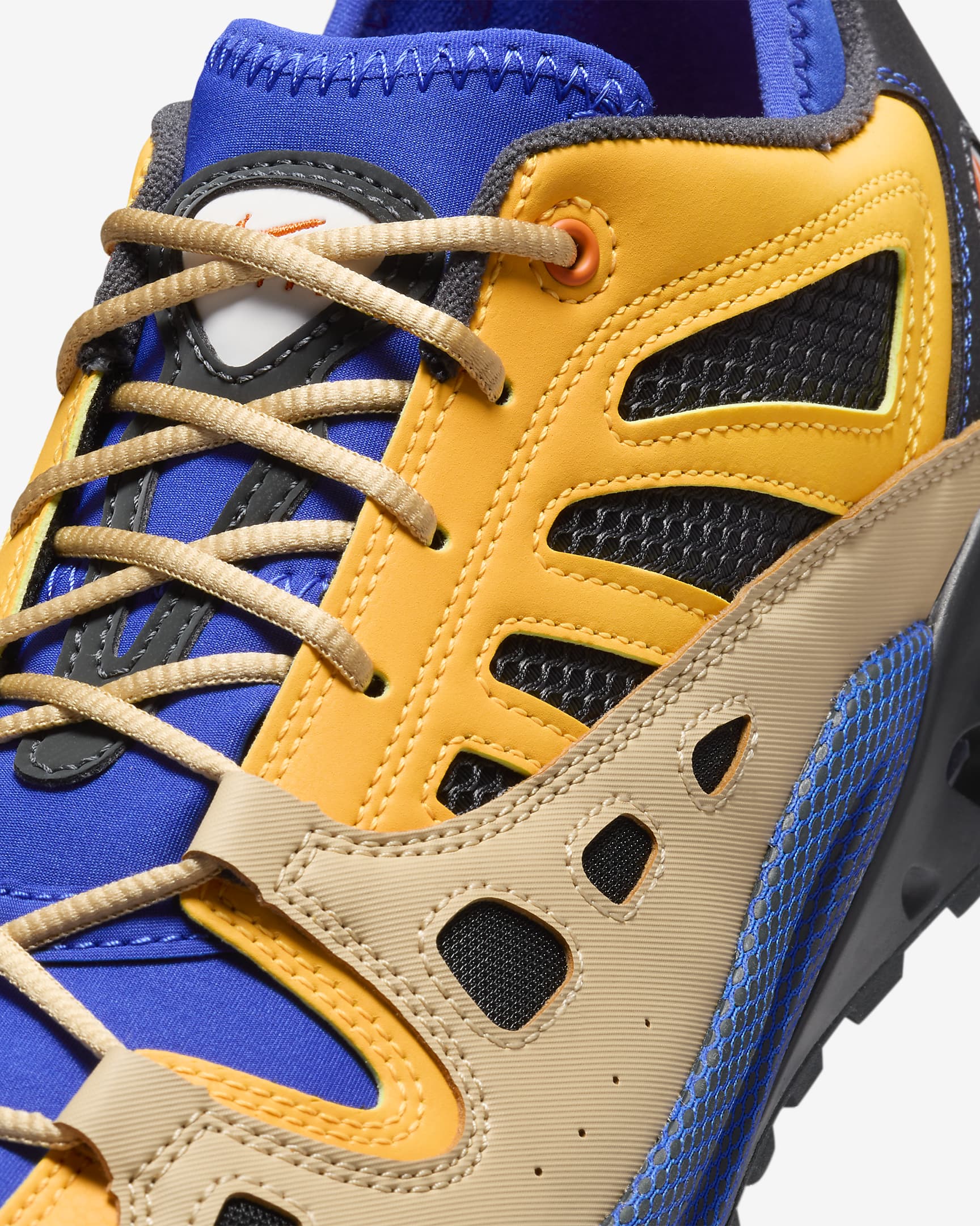 Retro Trail Revival: Lace Up for Comfort and Style | Only at atmos.ph – atmos Philippines